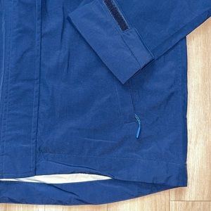 Bass Outdoor | Jackets & Coats | Nwt Bass Outdoor Hooded Zip Up Rain ...